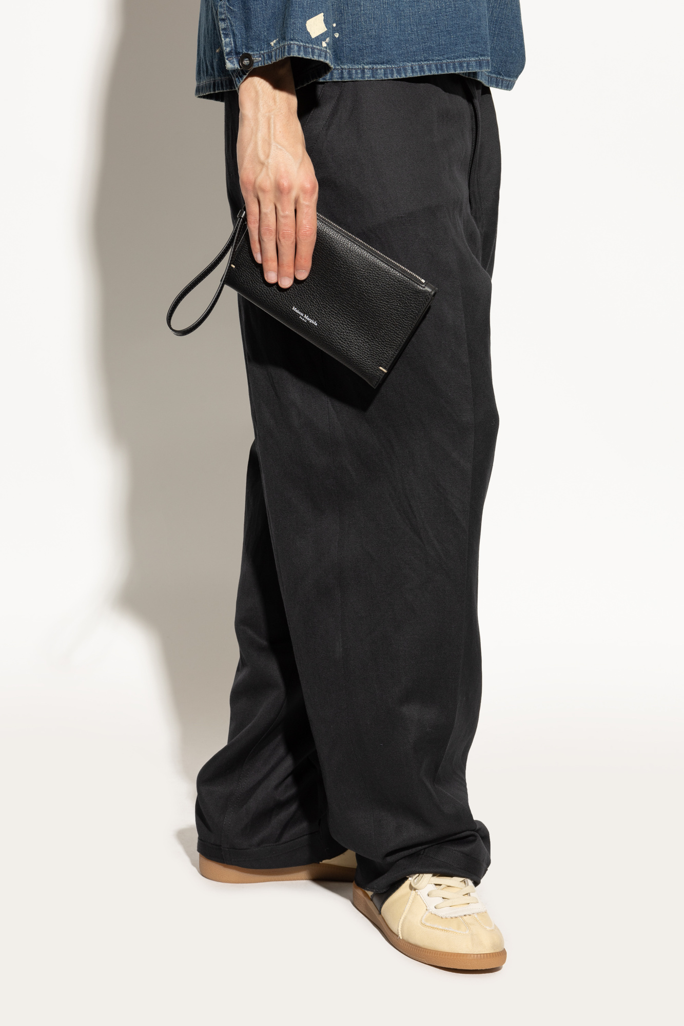 Maison Margiela Leather pouch with logo | Men's Accessorie Maison Margiela Leather pouch with logo | Men's Accessorie